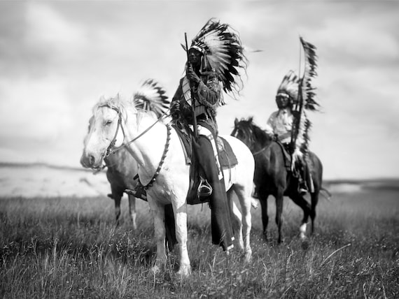 Modelli Nativi Americani In Bianco E Nero 17.174 Native American