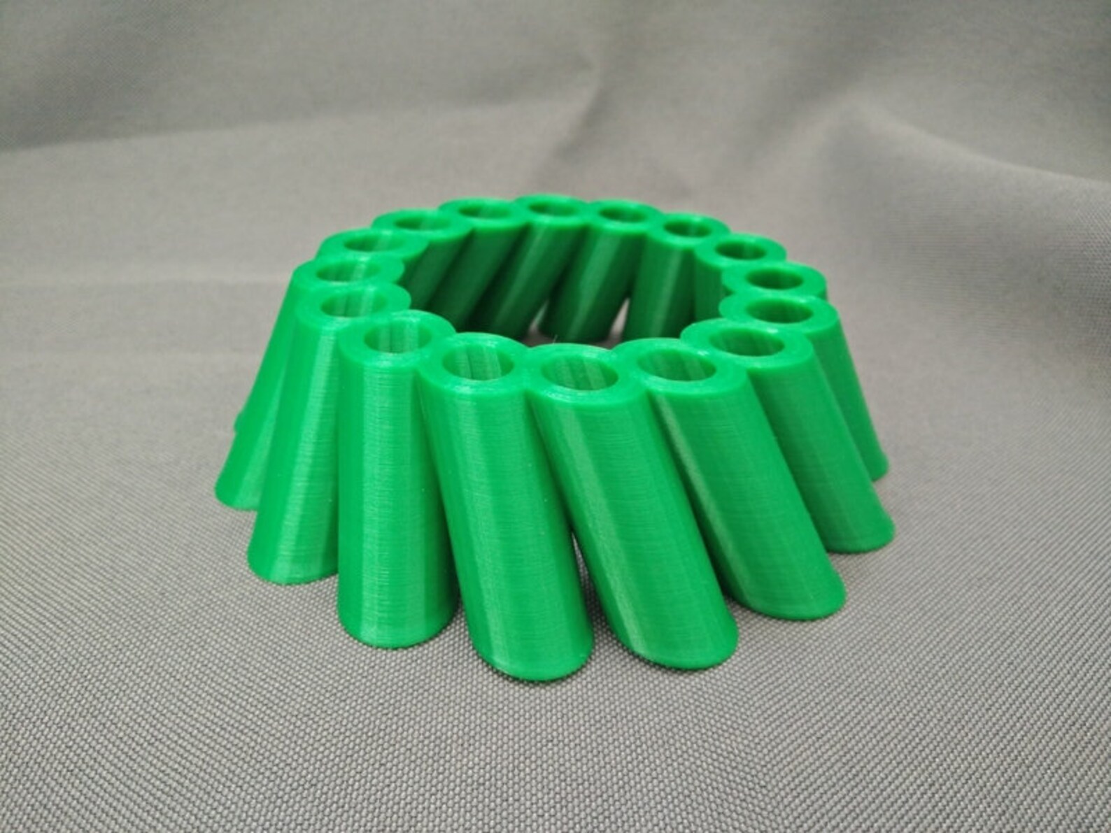 Hyperboloid Twisted Pen / Pencil Holder Cup Stand Holds 16, Unique Many ...