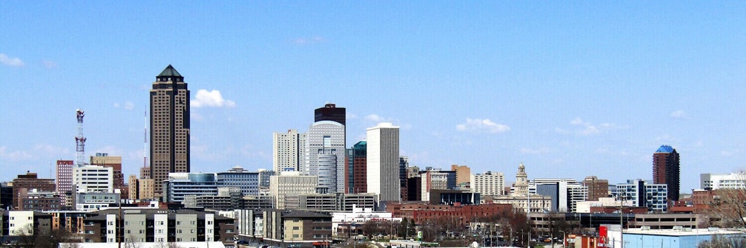 Des Moines Iowa Skyline City Cityscape Panorama Photo Poster Print 8 X ...
