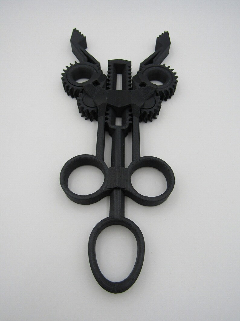 Small Gear Pliers Grabbers Grabber Pickup Grab Grabbing Tool 3D Print ...