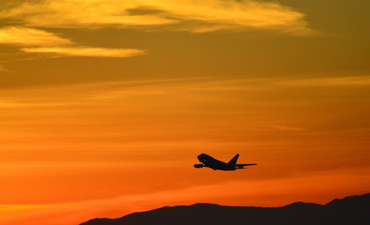 Sunset Boeing 747 Jet Takeoff Sunset Mountains Photo Poster Print - Etsy