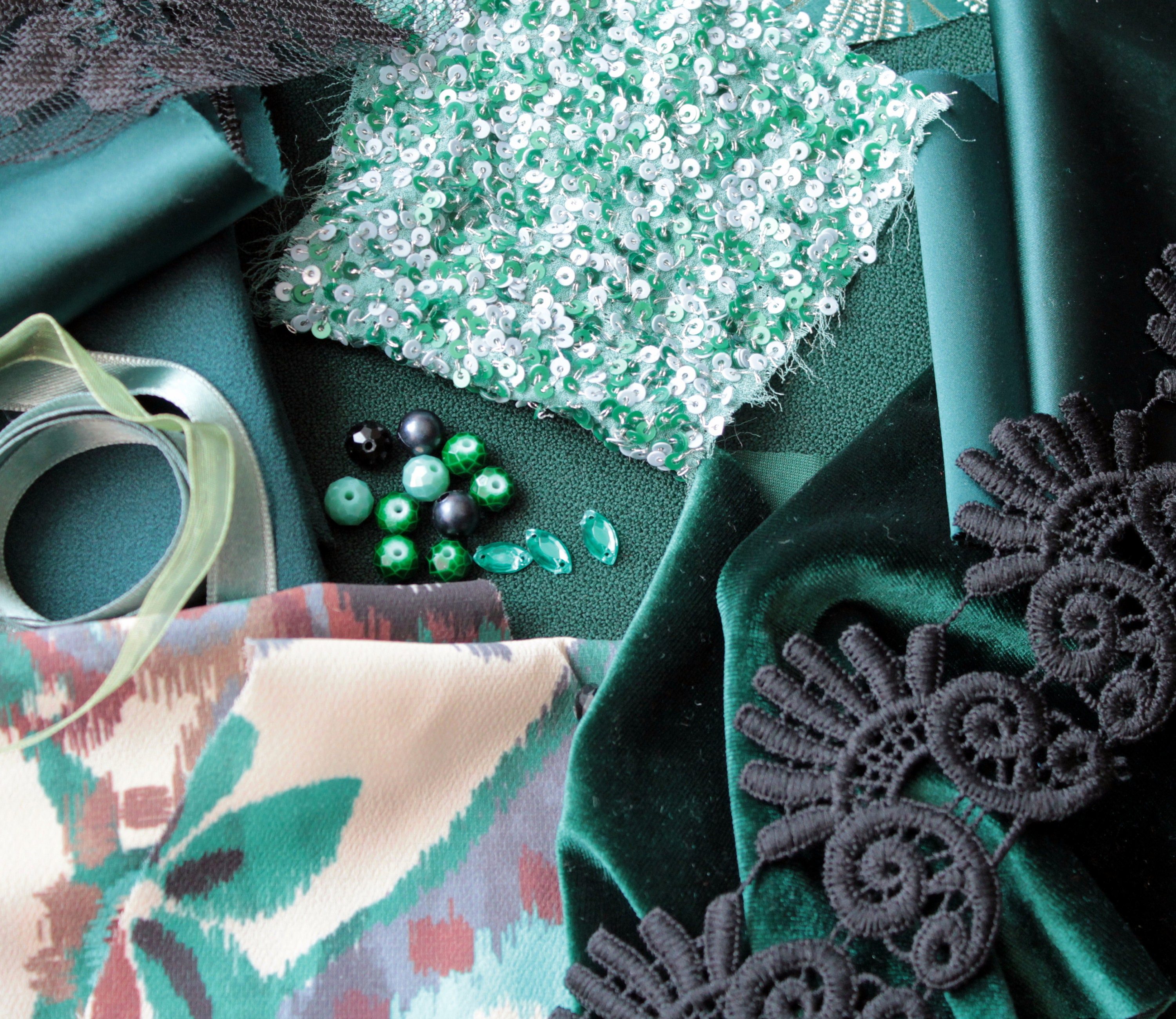 Fabric Scrap Bag Emerald Green Stitch Kit Vintage Craft Gifts for Women ...
