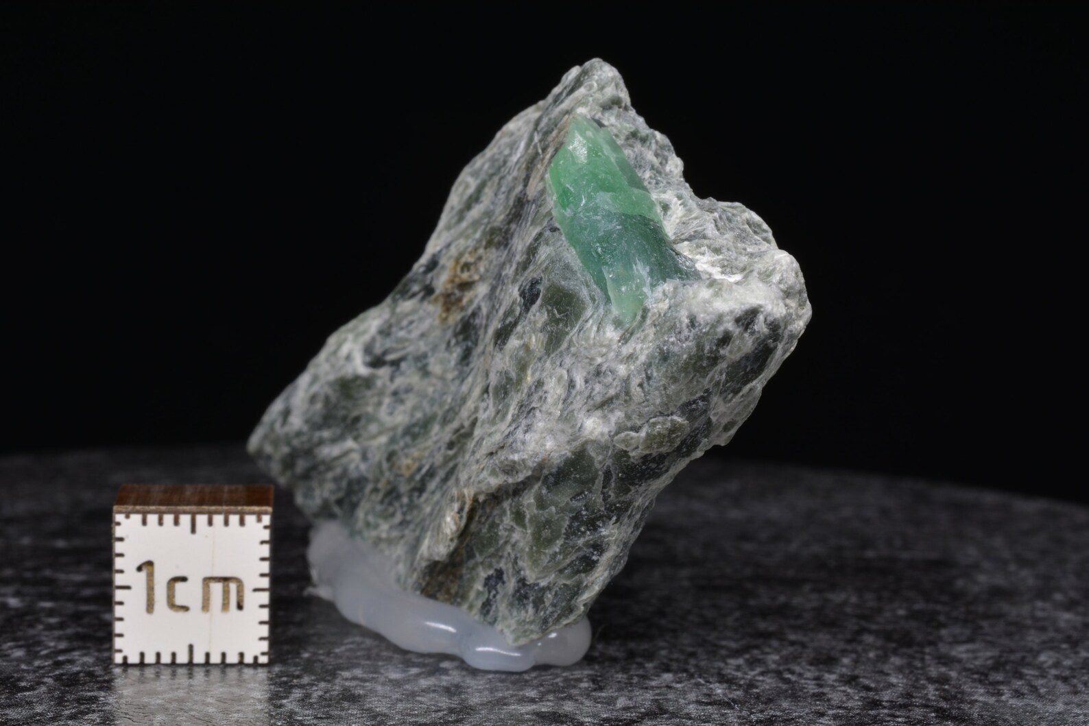Rare Rarity, Green Emerald on Biotite Slate Matrix, Emerald Specimen ...