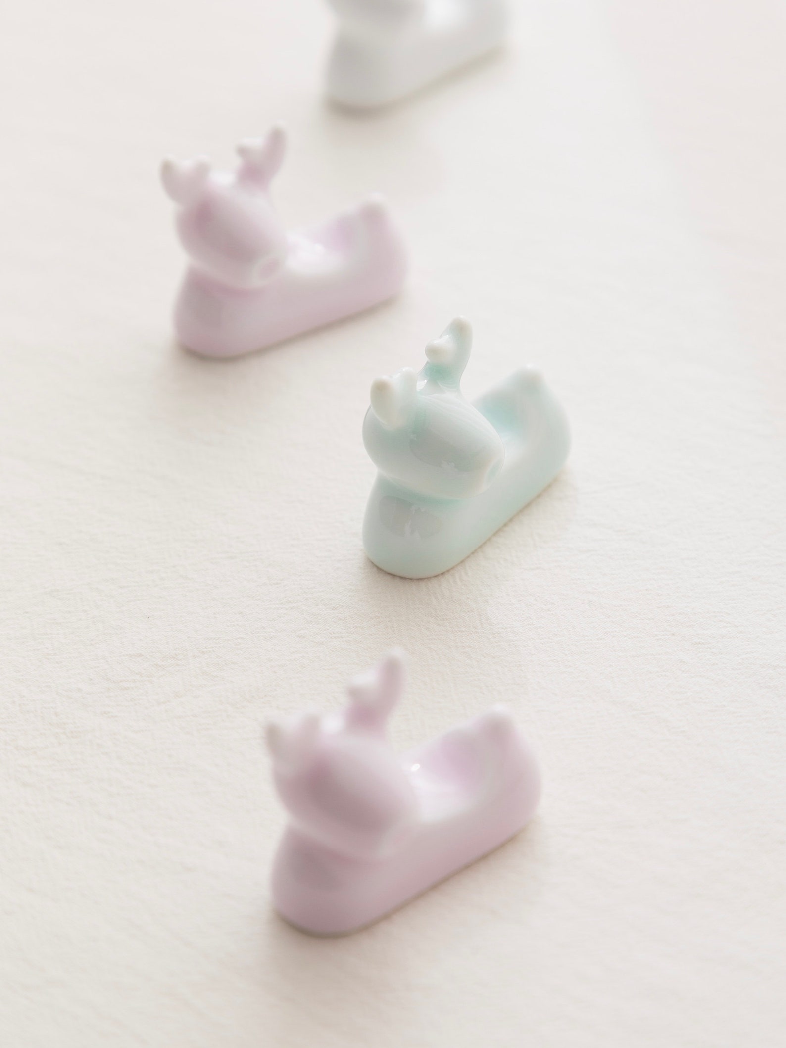 Adorable Ceramic Mini Moose Chopsticks Rest - Multicolored Kitchen ...