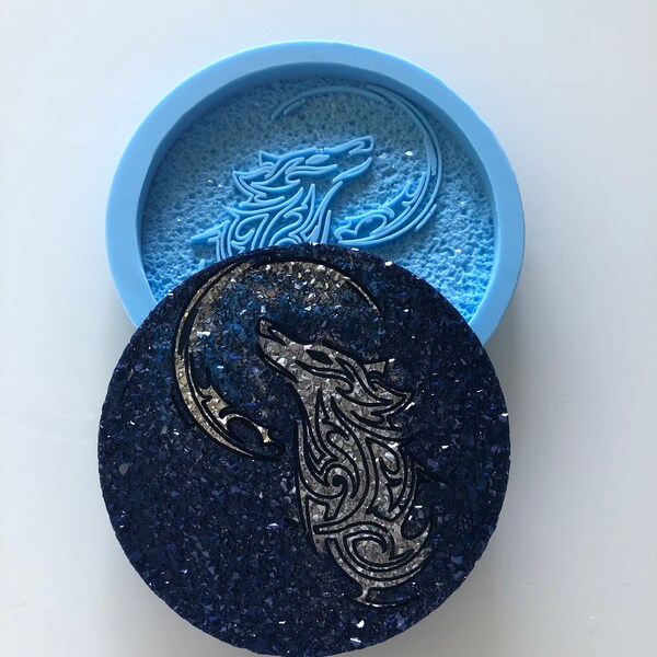 Wolf Mold - Etsy UK