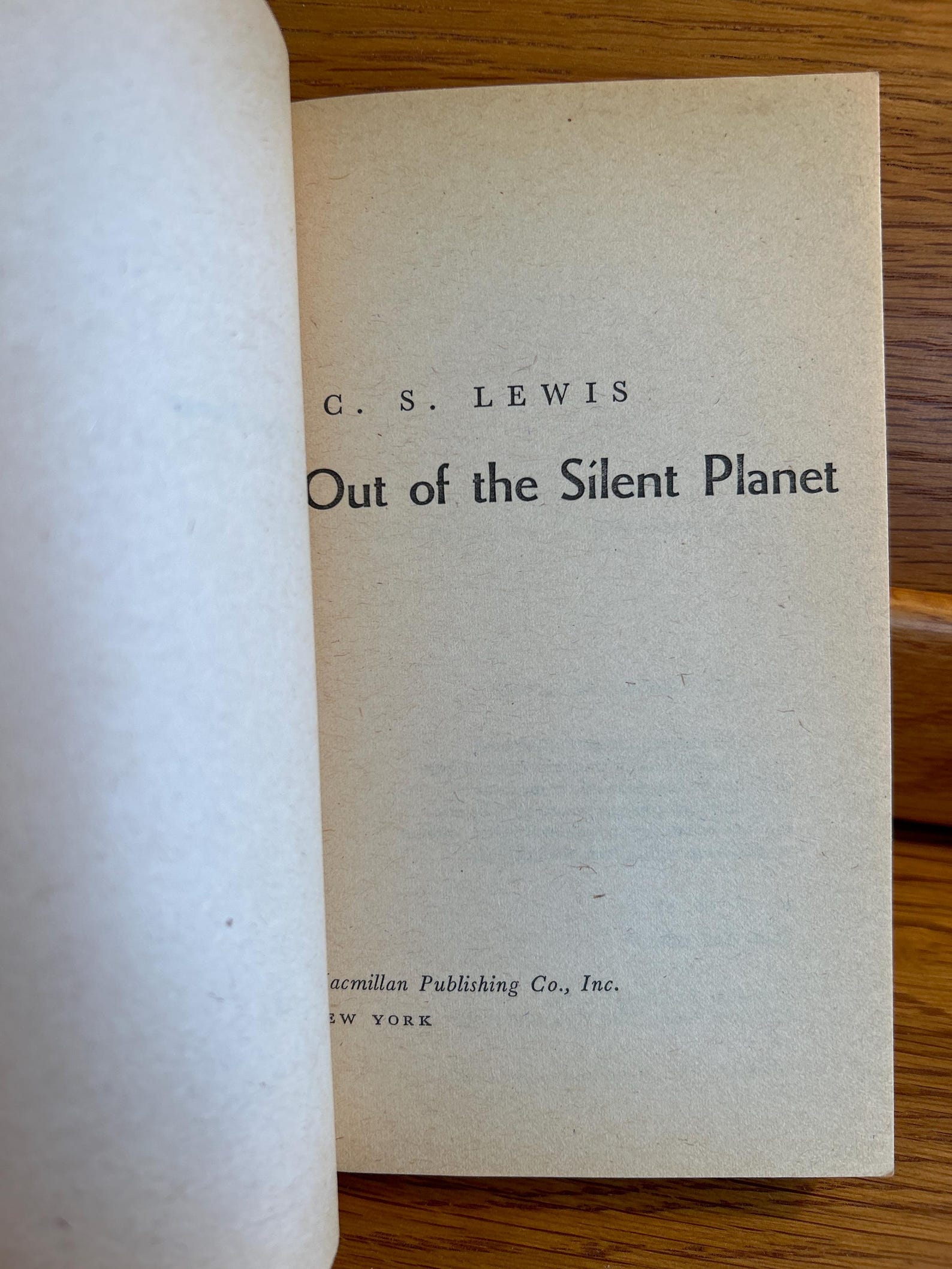 C.S. Lewis the Space Trilogy Out of the Silent Planet, Perelandra, That ...