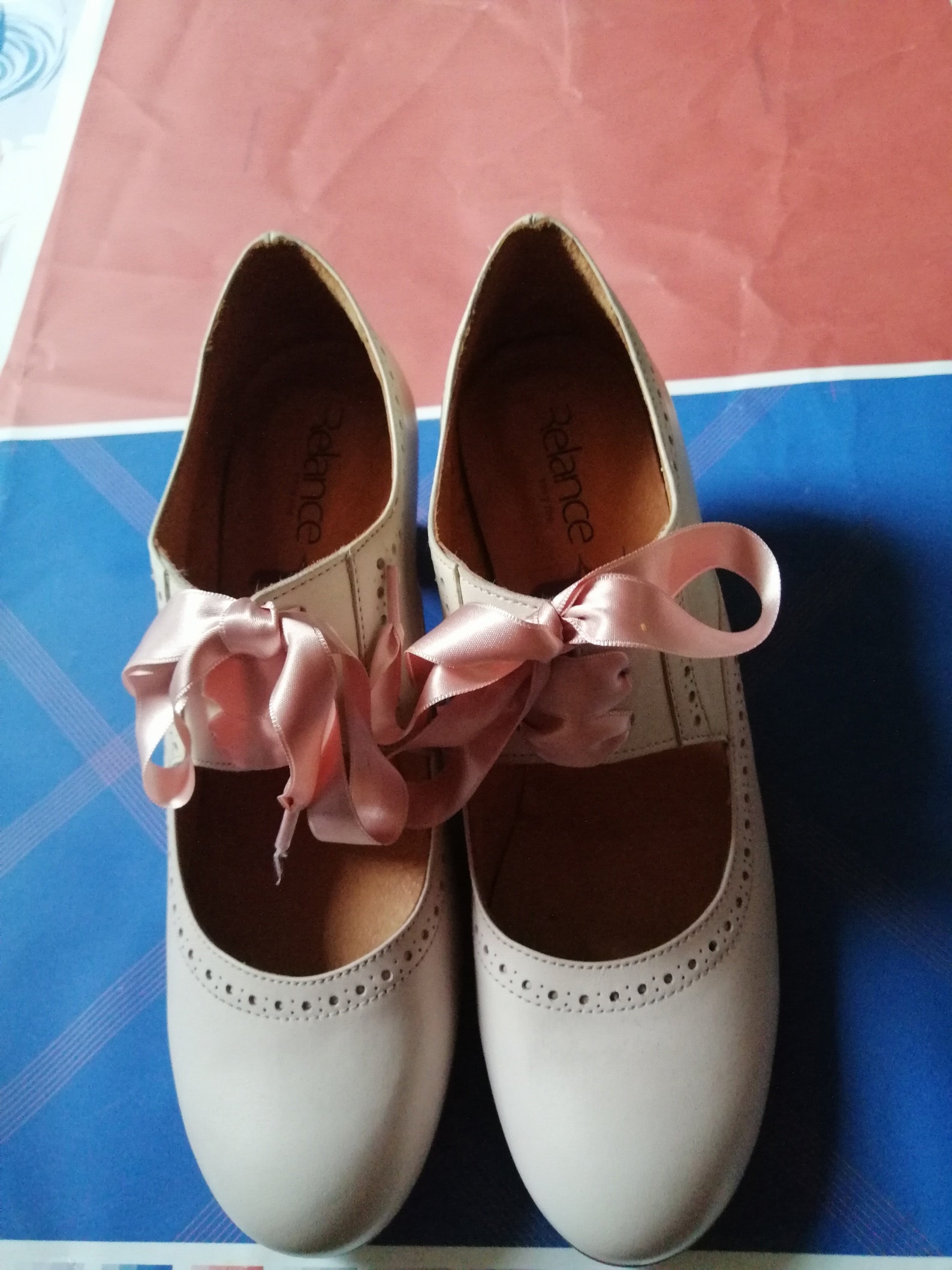 WOMEN Beige & Pink Leather Brogue Shoes, Retro Style New - Etsy
