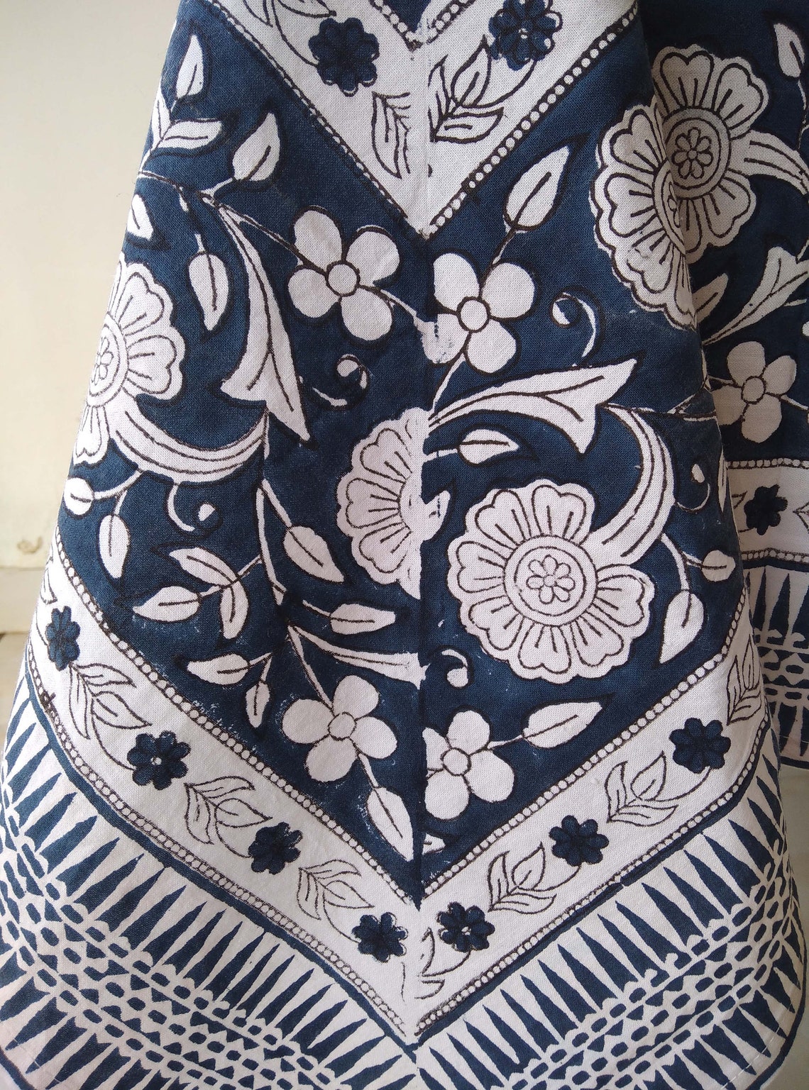Floral Design Table Cover, Block Print Tablecloth, Handmade Table Linen ...