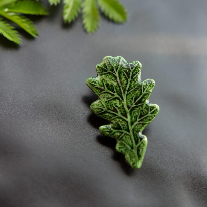 Green Oak Leaves Brooch - Etsy