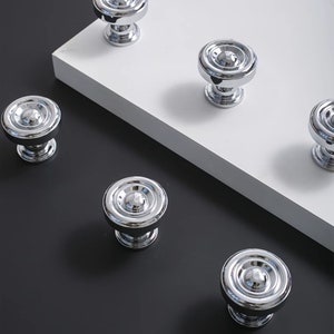 Sliver Round Cabinet Knobs - Cupboard Knobs - Drawer Knobs, Pulls - Door Knobs - Handles for ...