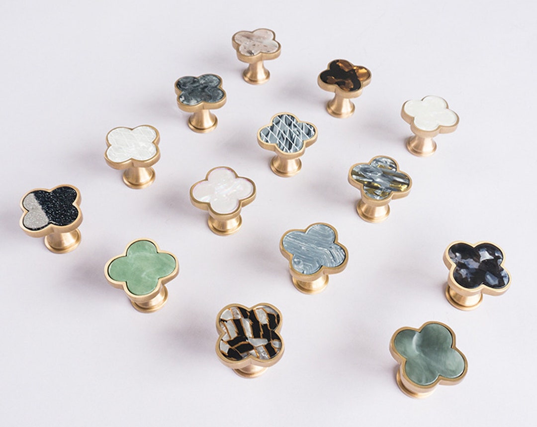 Four Leaf Clover Knobs - Closet Door Knobs - Cupboard Hardware Decor ...