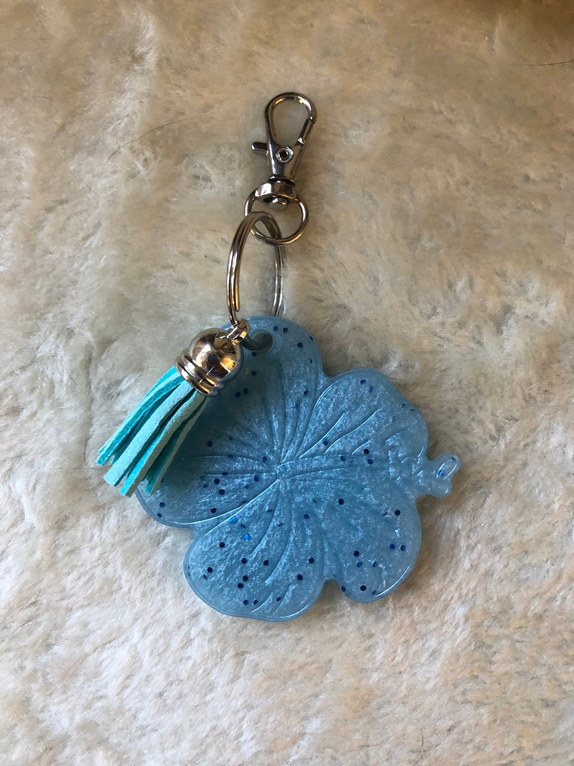 Light Blue Hawaii Flower Resin Keychain - Etsy