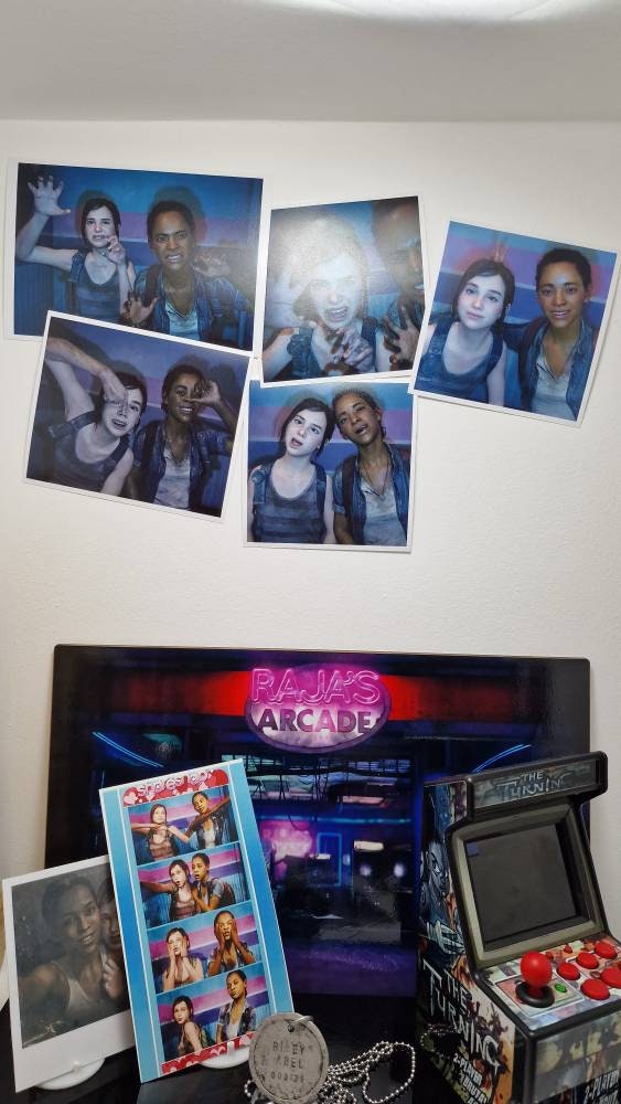 The Last of Us Part 1 Left Behind Riley and Ellie 5 Booth - Etsy