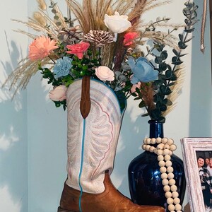 Cowgirl Boot Floral Arrangement - Etsy