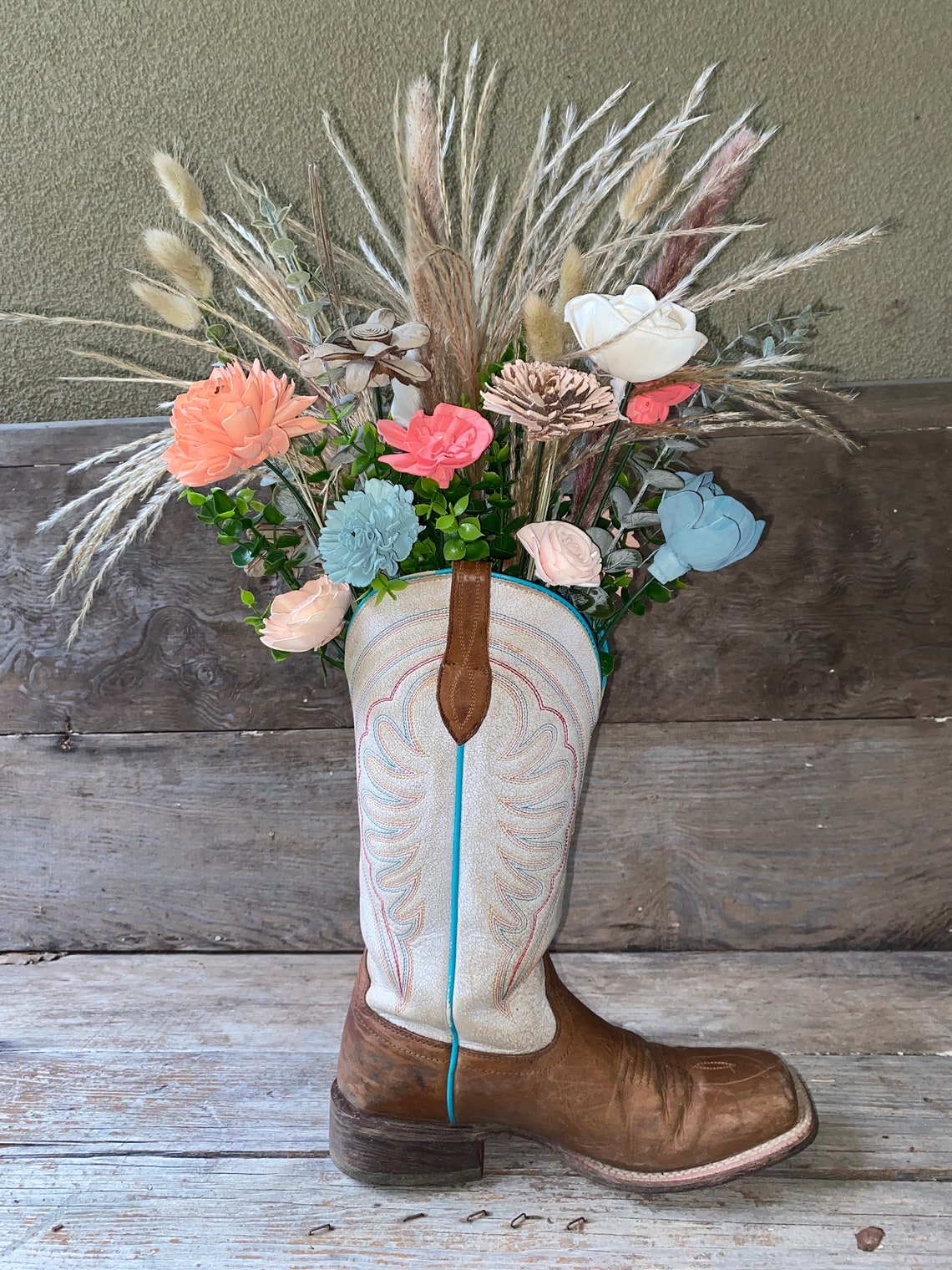 Cowgirl Boot Floral Arrangement - Etsy