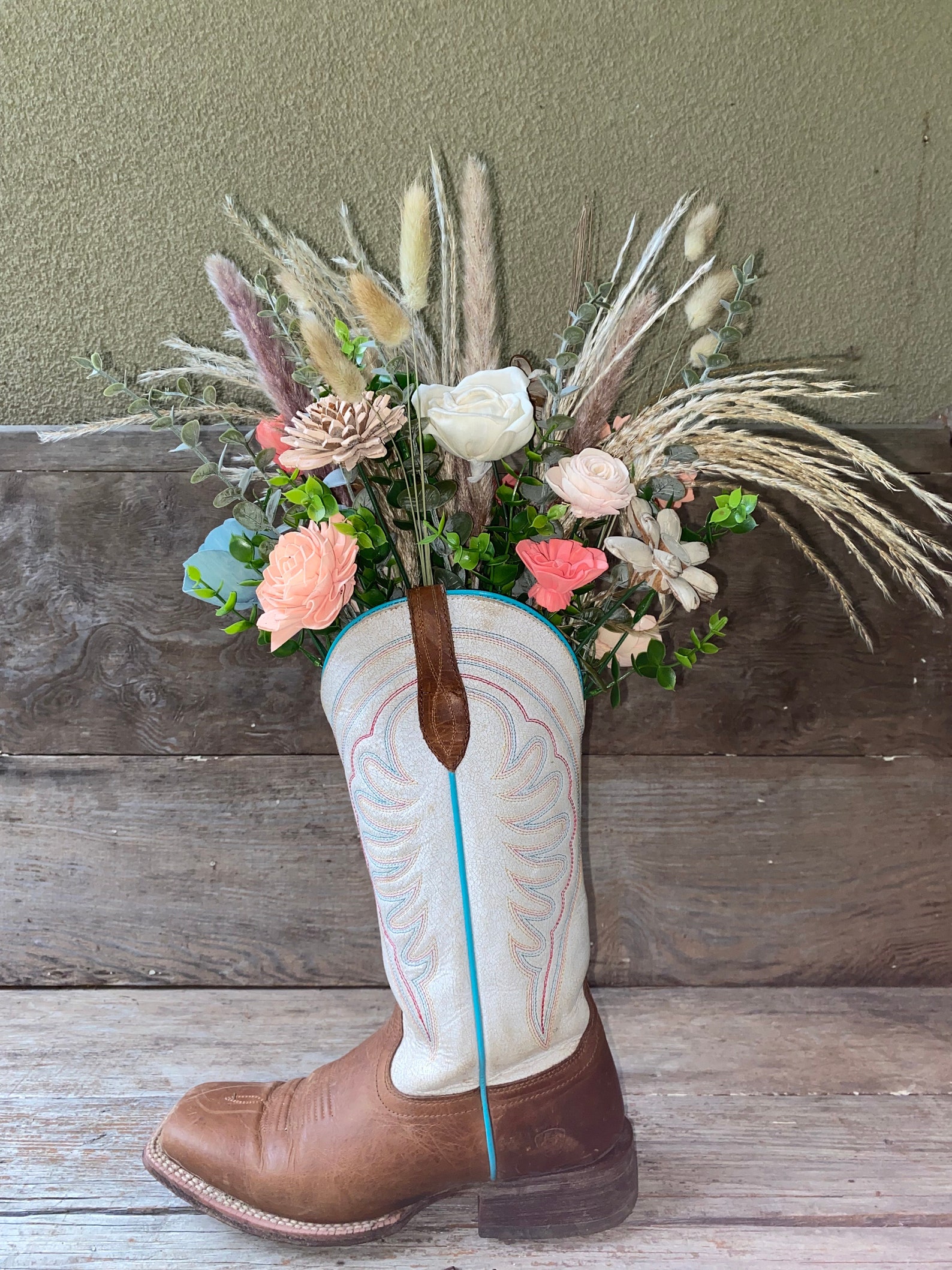 Cowgirl Boot Floral Arrangement - Etsy