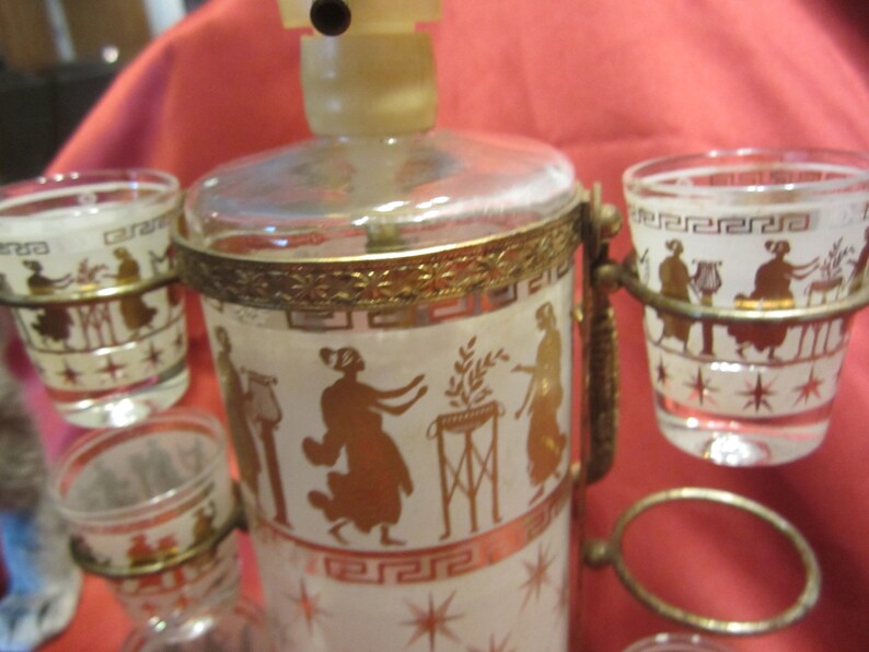 RARE Retro 50's Grecian Motif Pump Decanter W/glasses and Wire Carrier ...