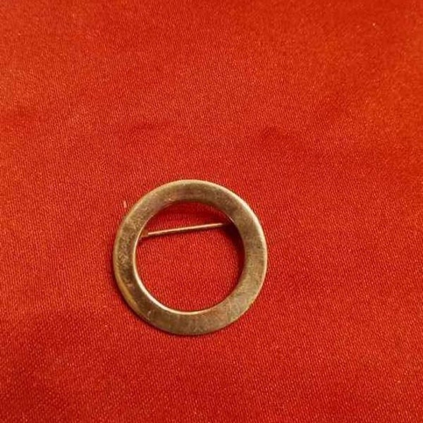 Circle Pin - Etsy
