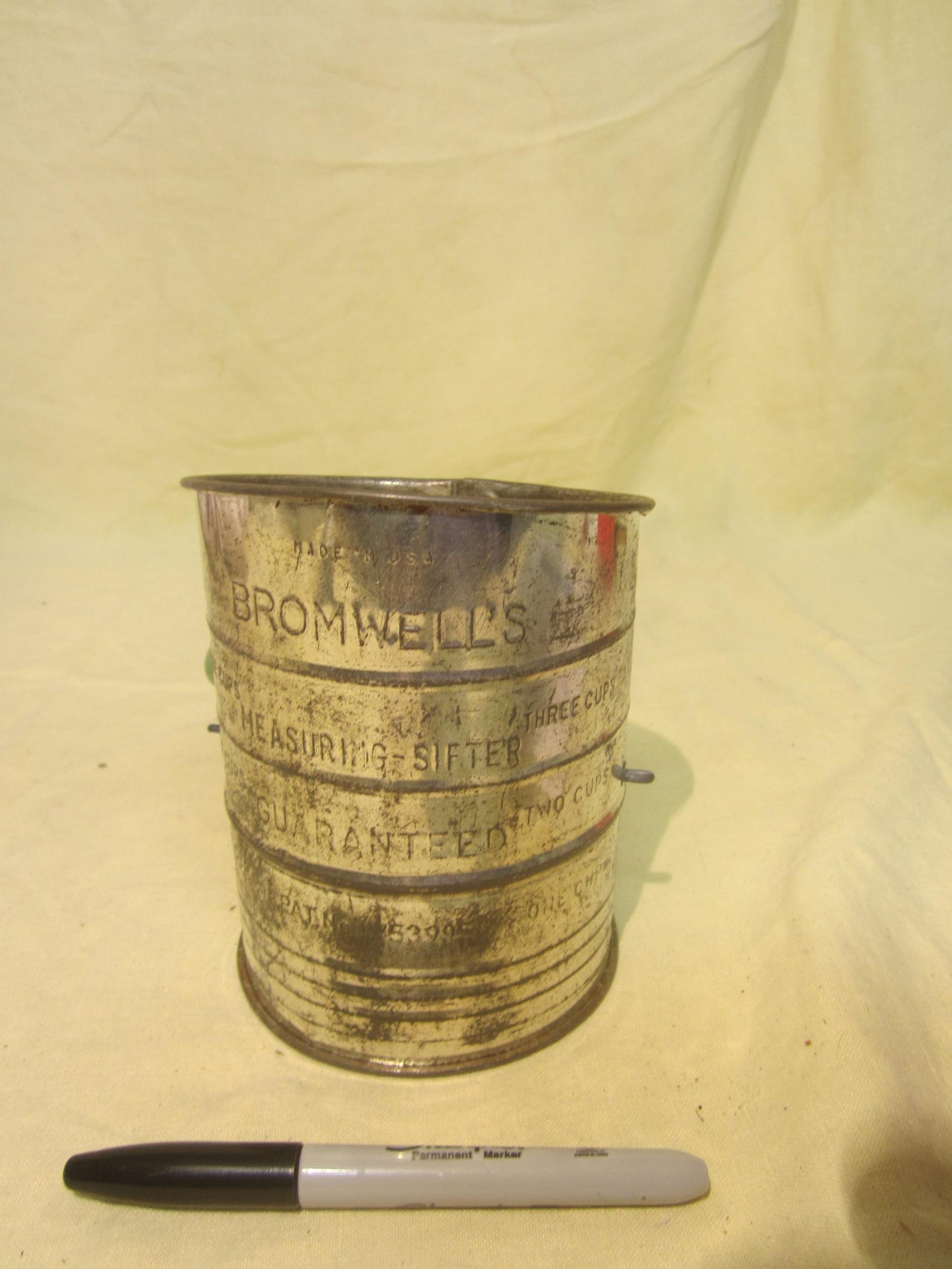 Vtg Bromwell's Metal Sifter W/green Wood Handle - Etsy