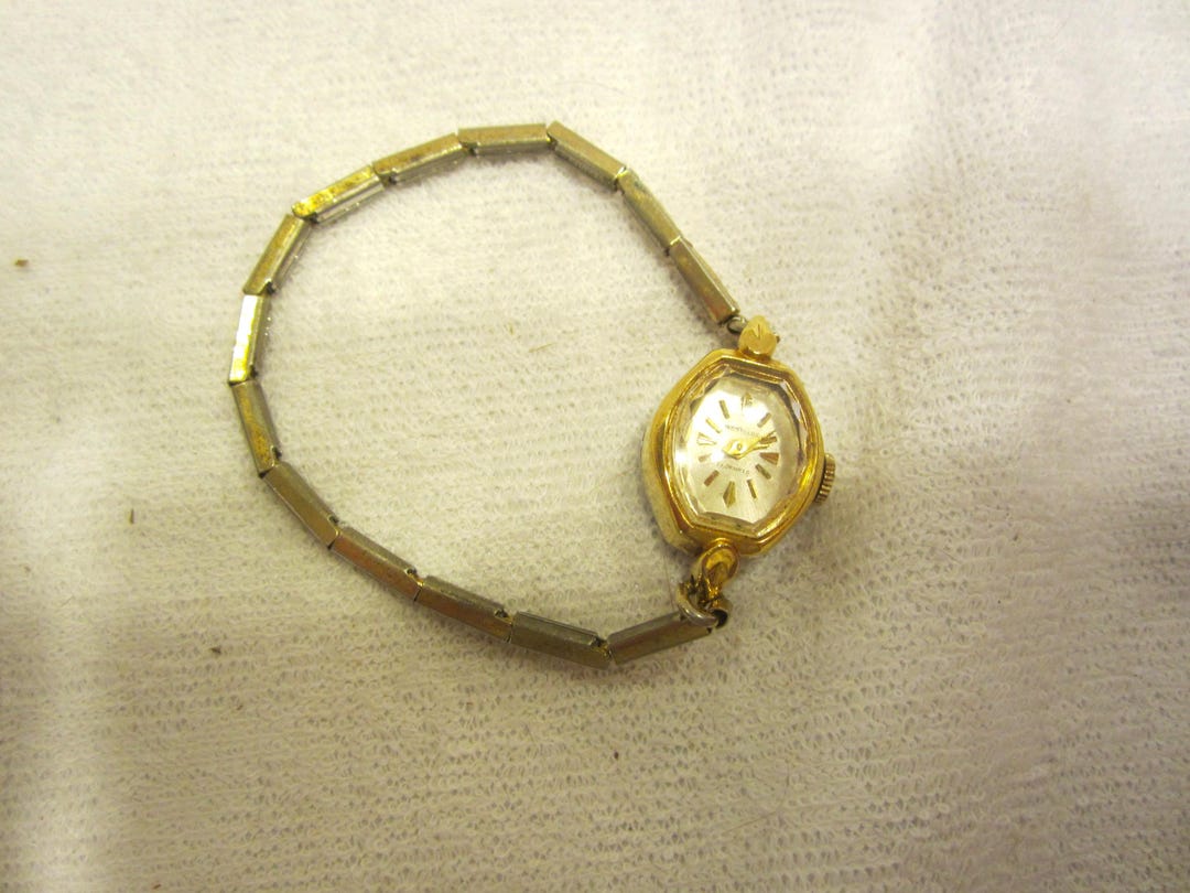 Vtg 60's Westclox 17 Jewel Ladies Watch, Goldtone W/stretch Metal Bead ...