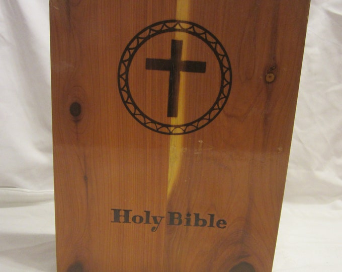VTG 1966 BIBLE, Light of the World Edition, in a Beautiful Wooden Box ...
