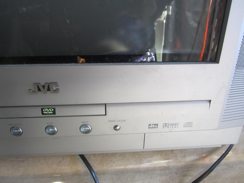 Vtg JVC 20'' Television W/built in DVD Player, Front Controls NO ...