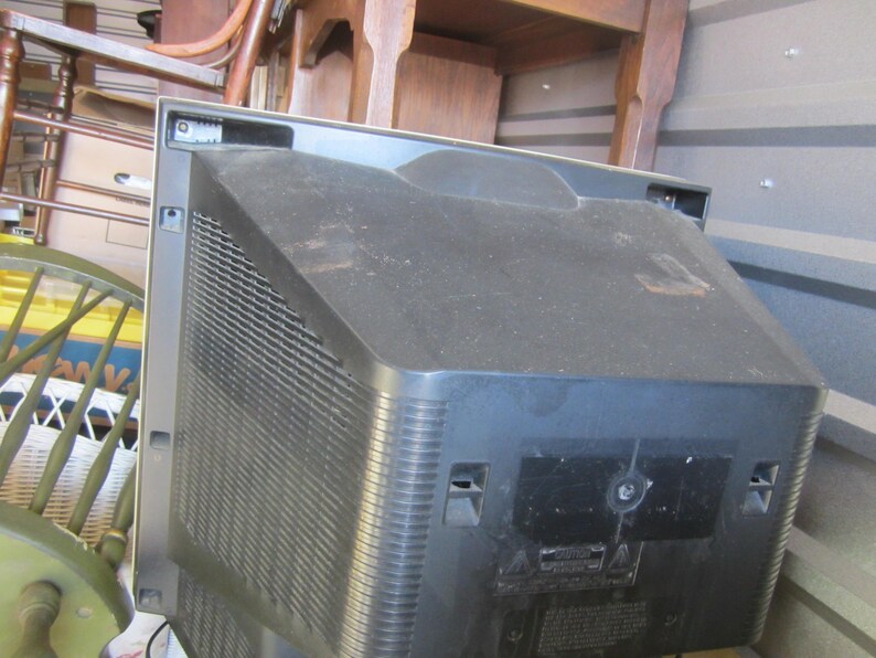 Vtg JVC 20'' Television W/built in DVD Player, Front Controls NO ...