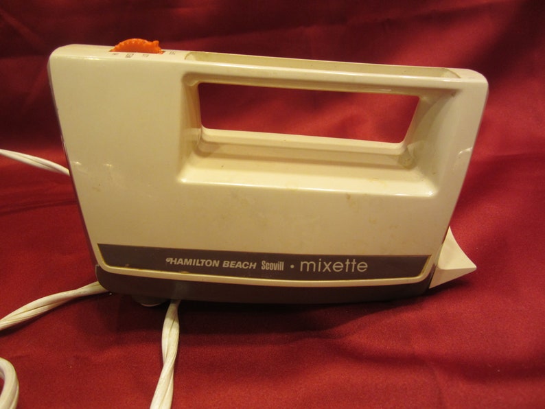 Retro 70's HAMILTON BEACH SCOVILL Mixette Hand Mixer, 3 Speed - Etsy