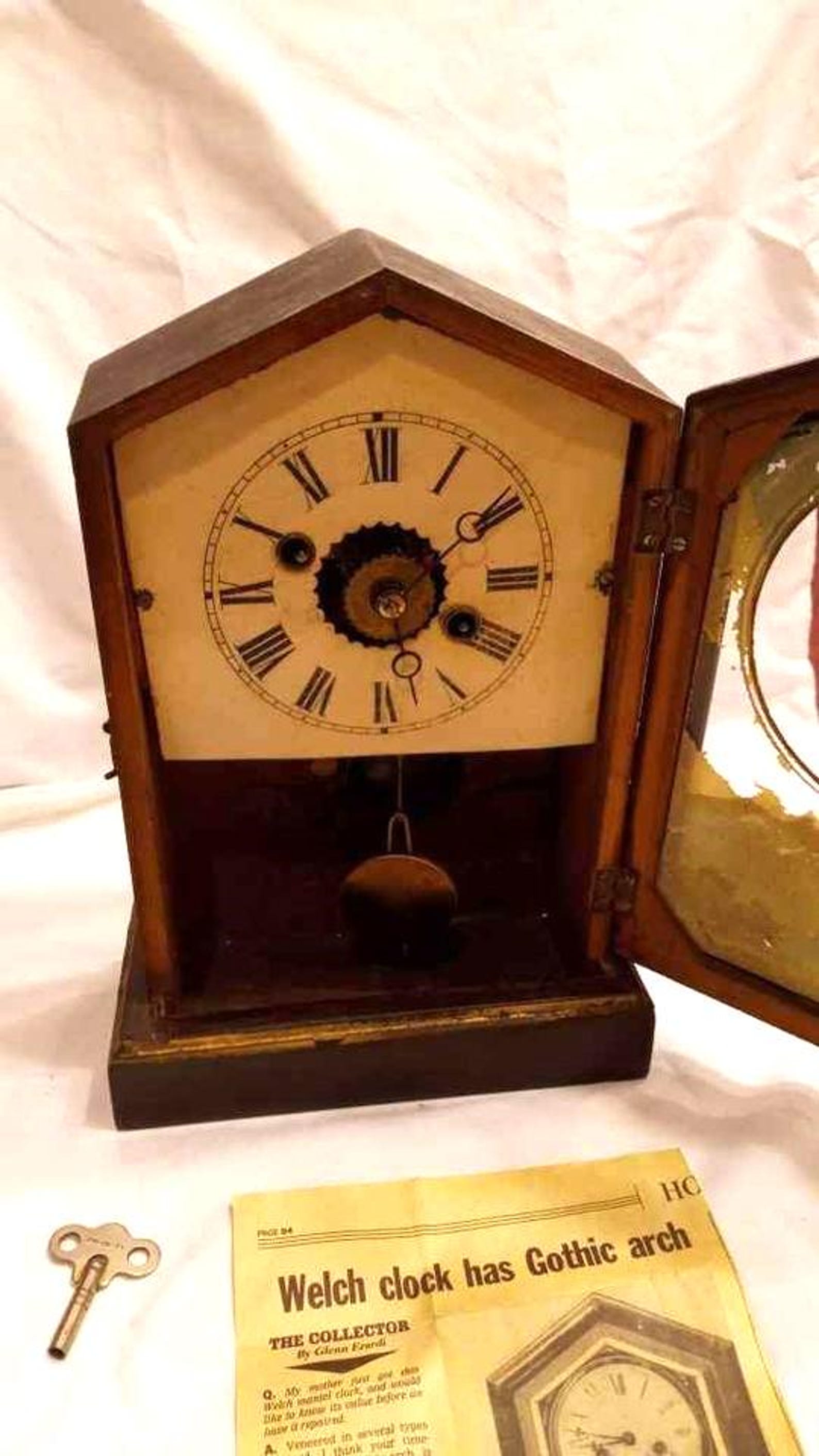 Antique Mantle/shelf Key Wind Pendulum Clock W/roman Numerals 1880 Era ...