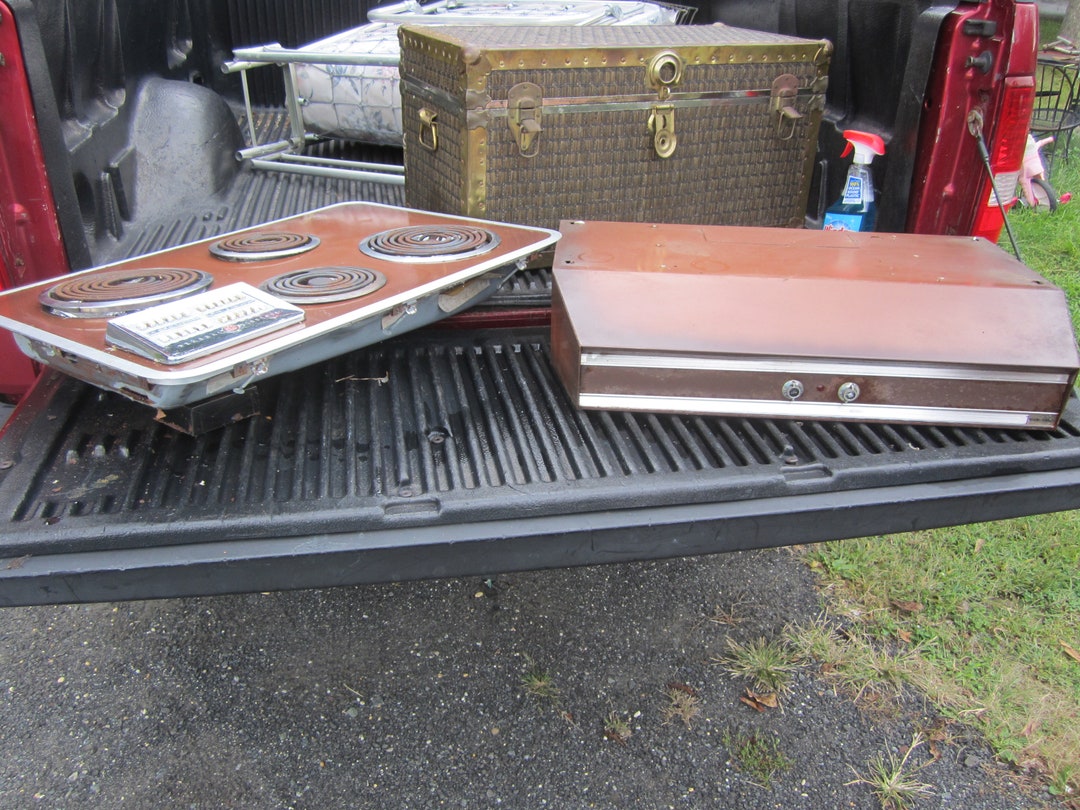 Retro Kitchen Stovetop , Over Stove Fan & Oven, Electric, Matching Set ...