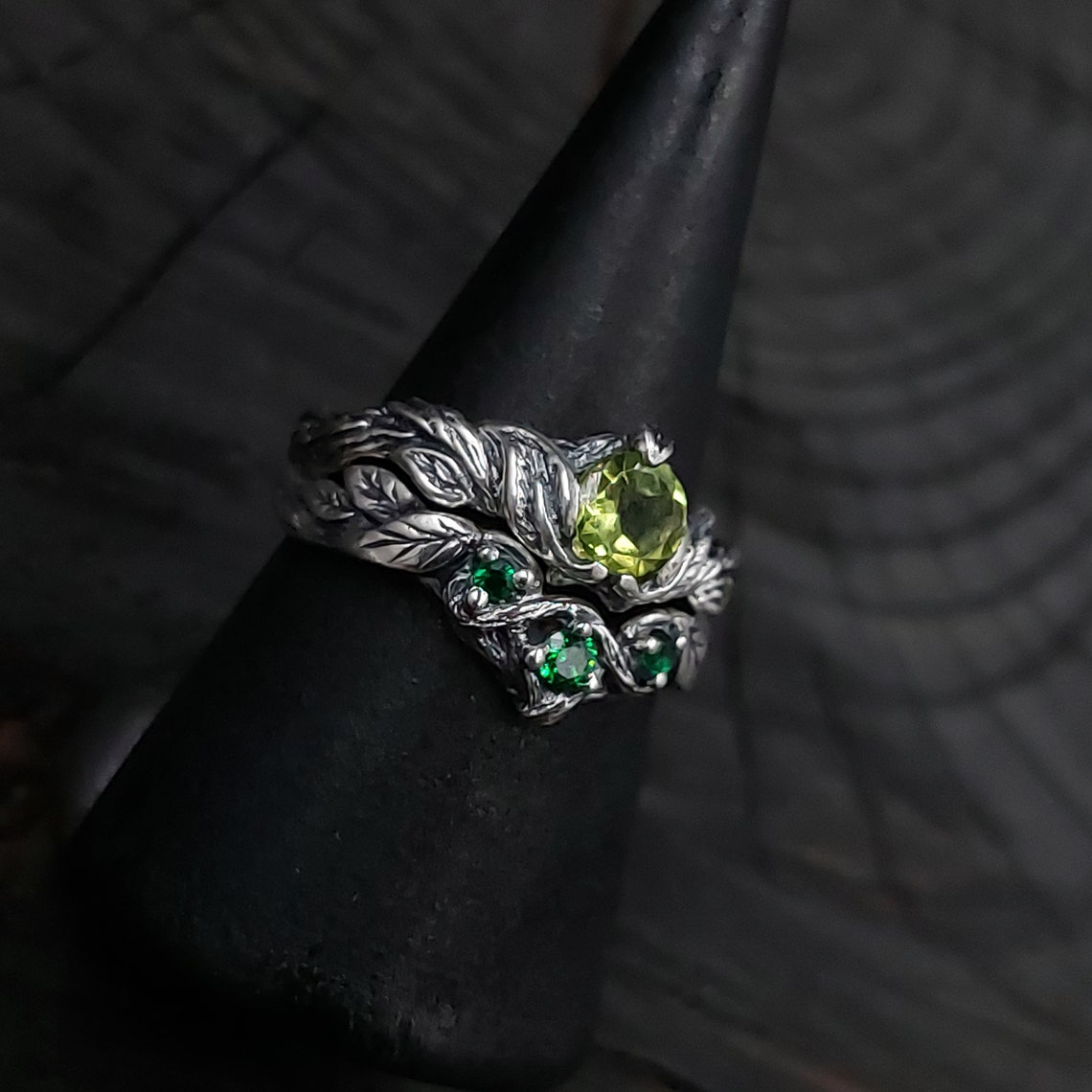 Unique Branch Ring Branch and Leaves Engagement Ring Tree - Etsy
