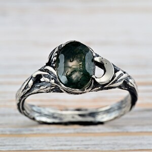 Moon Inspired Moss Agate Ring in Textured Sterling Silver, Unique ...