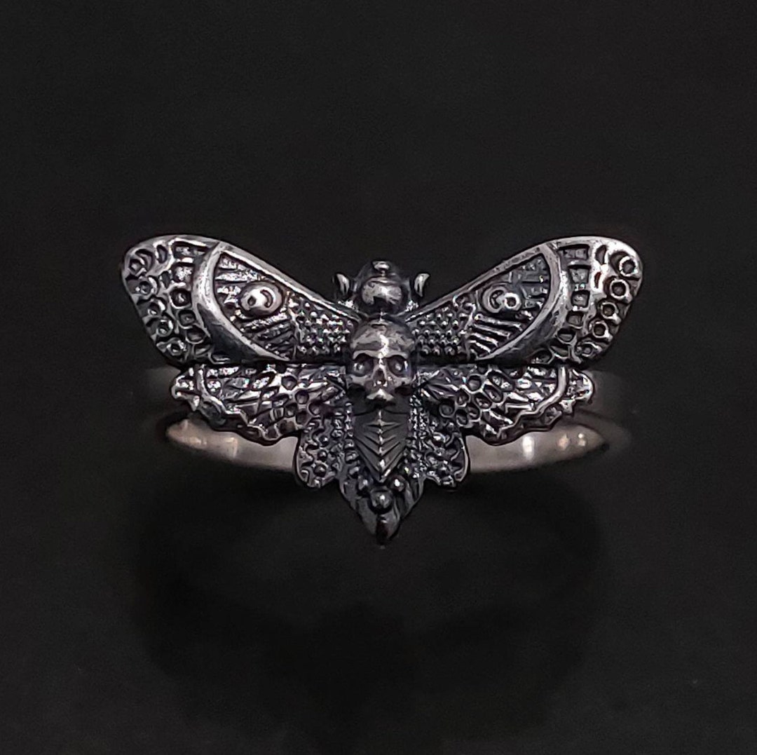 Moth Ring - Bug Ring - Deaths Head Moth - Gothic Alternative Jewelry ...