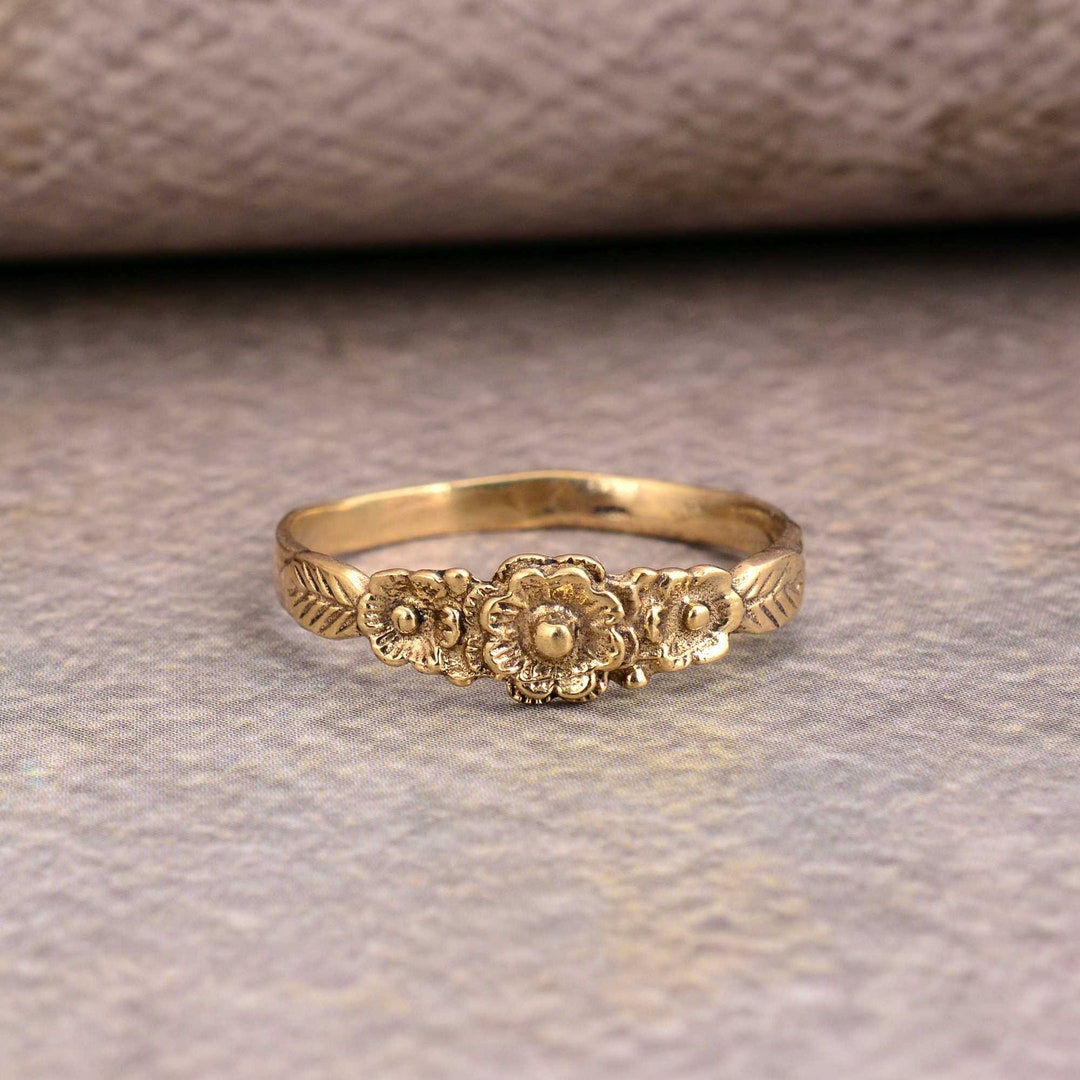 Anillo de latón floral, Anillo de flor de oro, Anillo vintage, Joyería ...