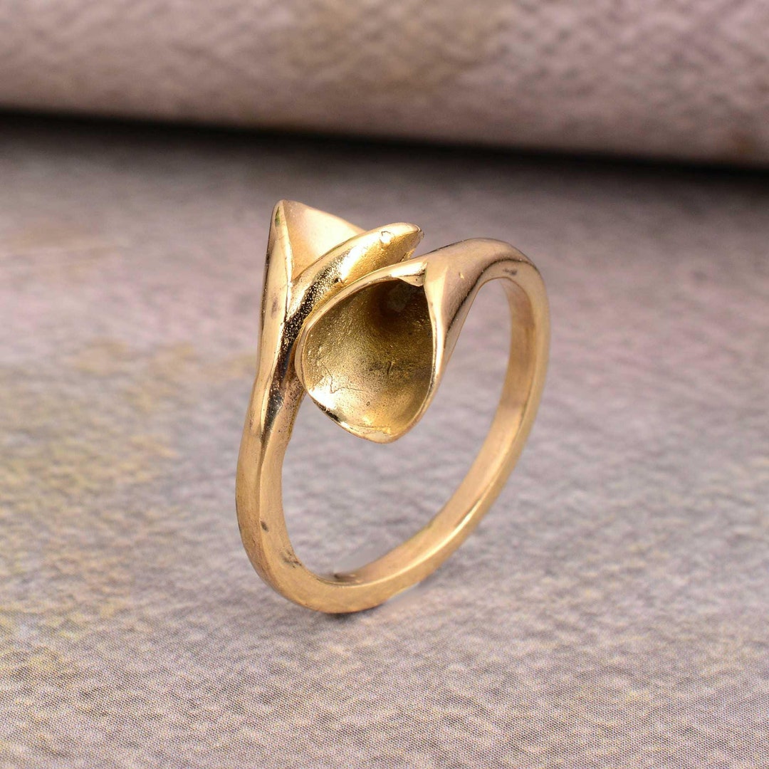 Gold Lily Ring, Lily Flower Ring, Bridesmaid Gift, Handmade Gift ...