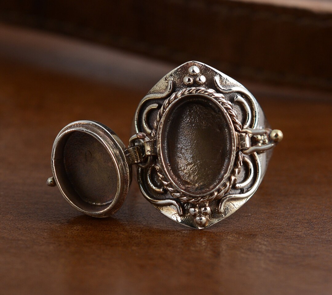 Ethnic Poison Ring, Handmade Ring, Vintage Ring, Black Onyx Poison Ring ...