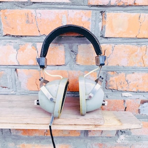 Vintage Realistic Headphones ECHO TDS-101 From the 1970s - Etsy