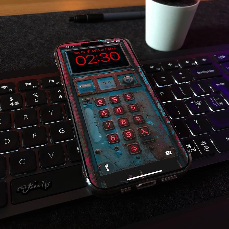 Retro Sci-fi Access Device iPhone Wallpaper | Mobile Phone Wallpaper ...