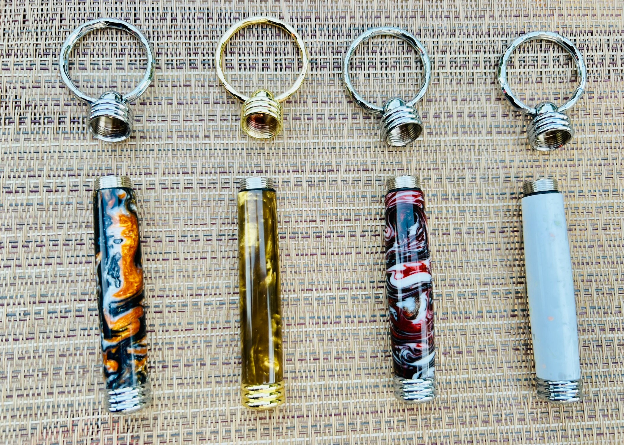 Keychain, Secret Compartment, Hand Turn, Gift, Gold Rush, Black Peacock ...