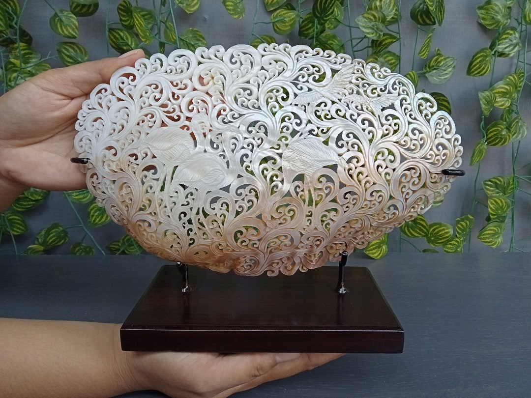 Hand Carved Pearl Mussels Clam Shell Flamingos Carving XL Size on Stand ...