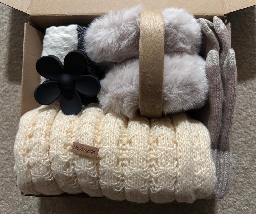 Warm Gift Box for Your Loved Ones , Gift for Her, Thought Gift, Usable ...