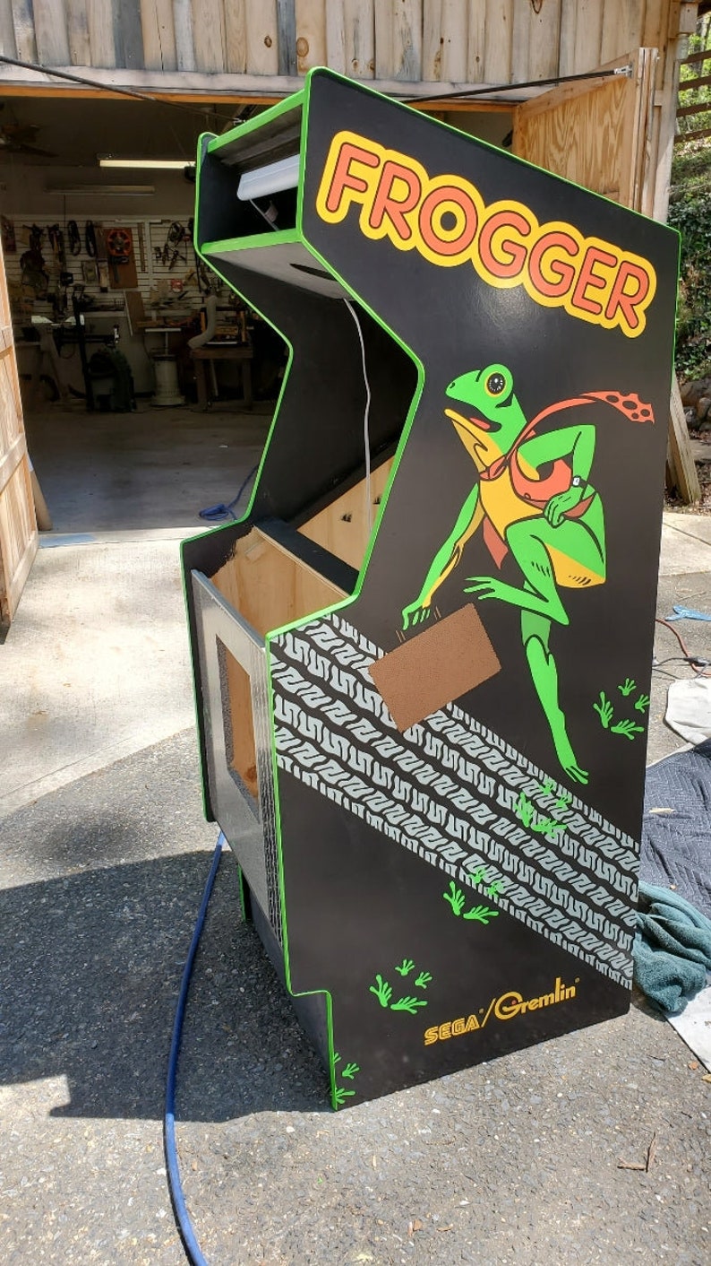 Frogger Alternate Full Side Art - Etsy