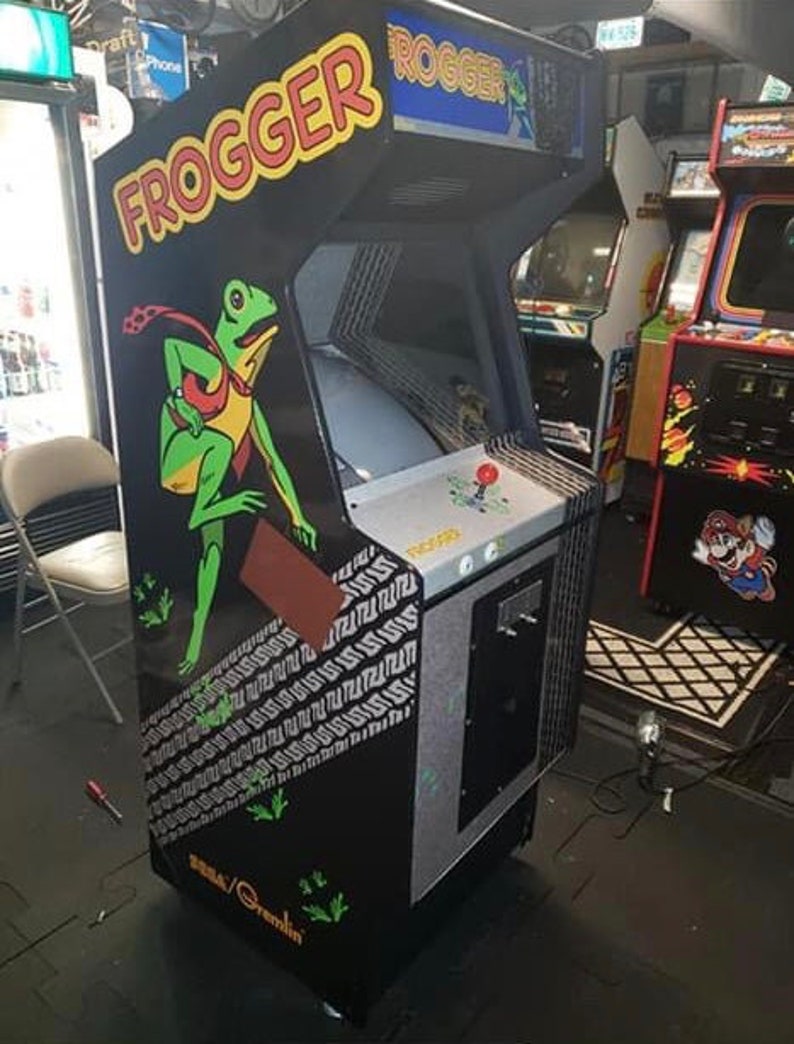Frogger Alternate Full Side Art - Etsy