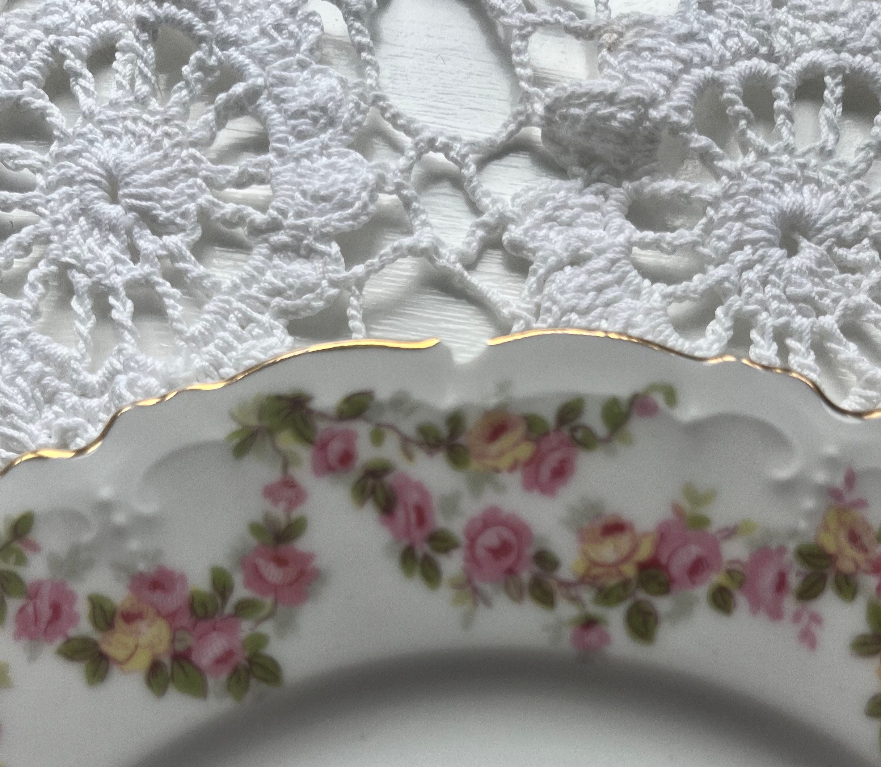 Beautiful Porcelain 1800's Tea Set, 4 Cups, 4 Saucers & 4 Plates - Etsy