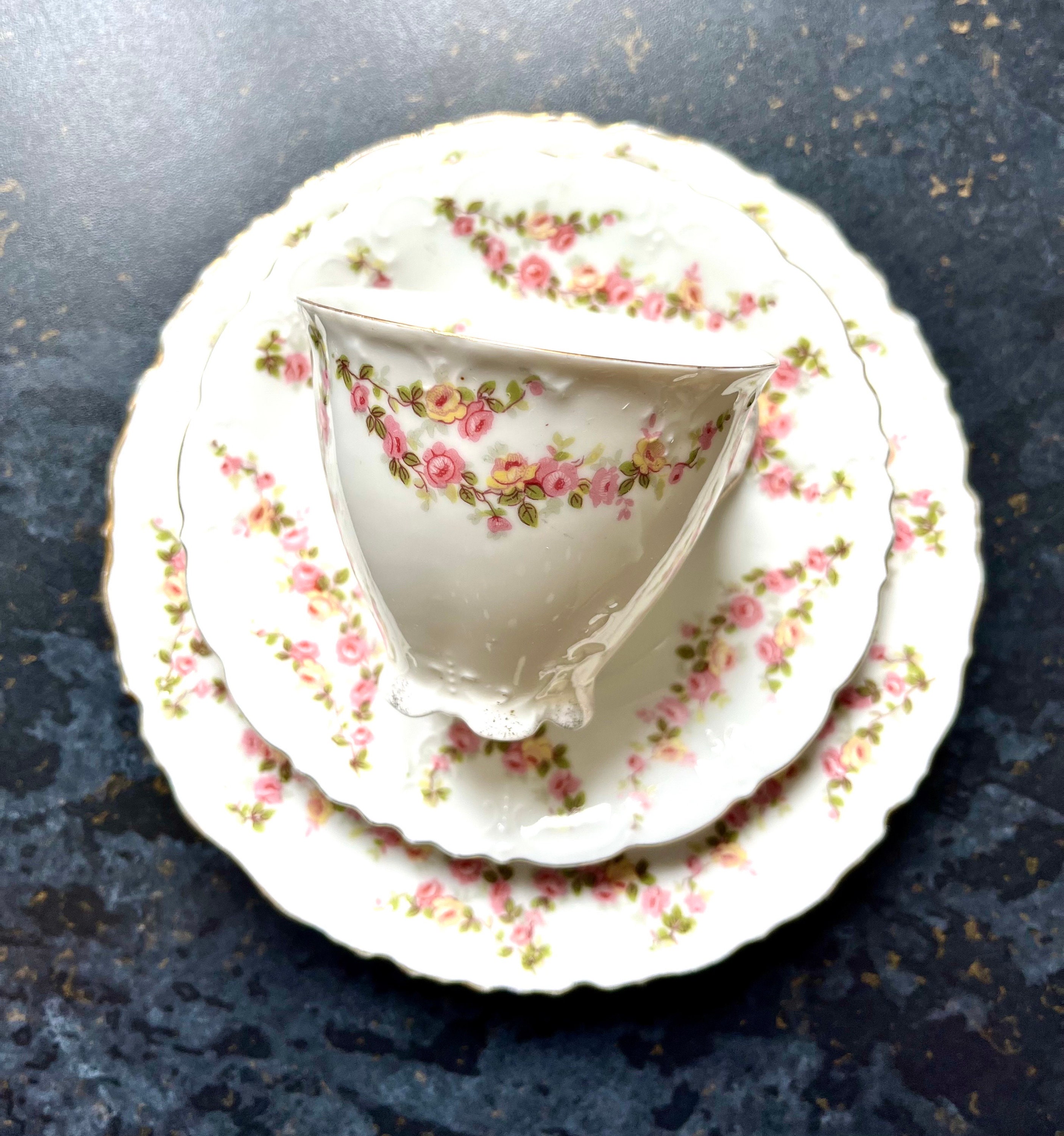 Beautiful Porcelain 1800's Tea Set, 4 Cups, 4 Saucers & 4 Plates - Etsy