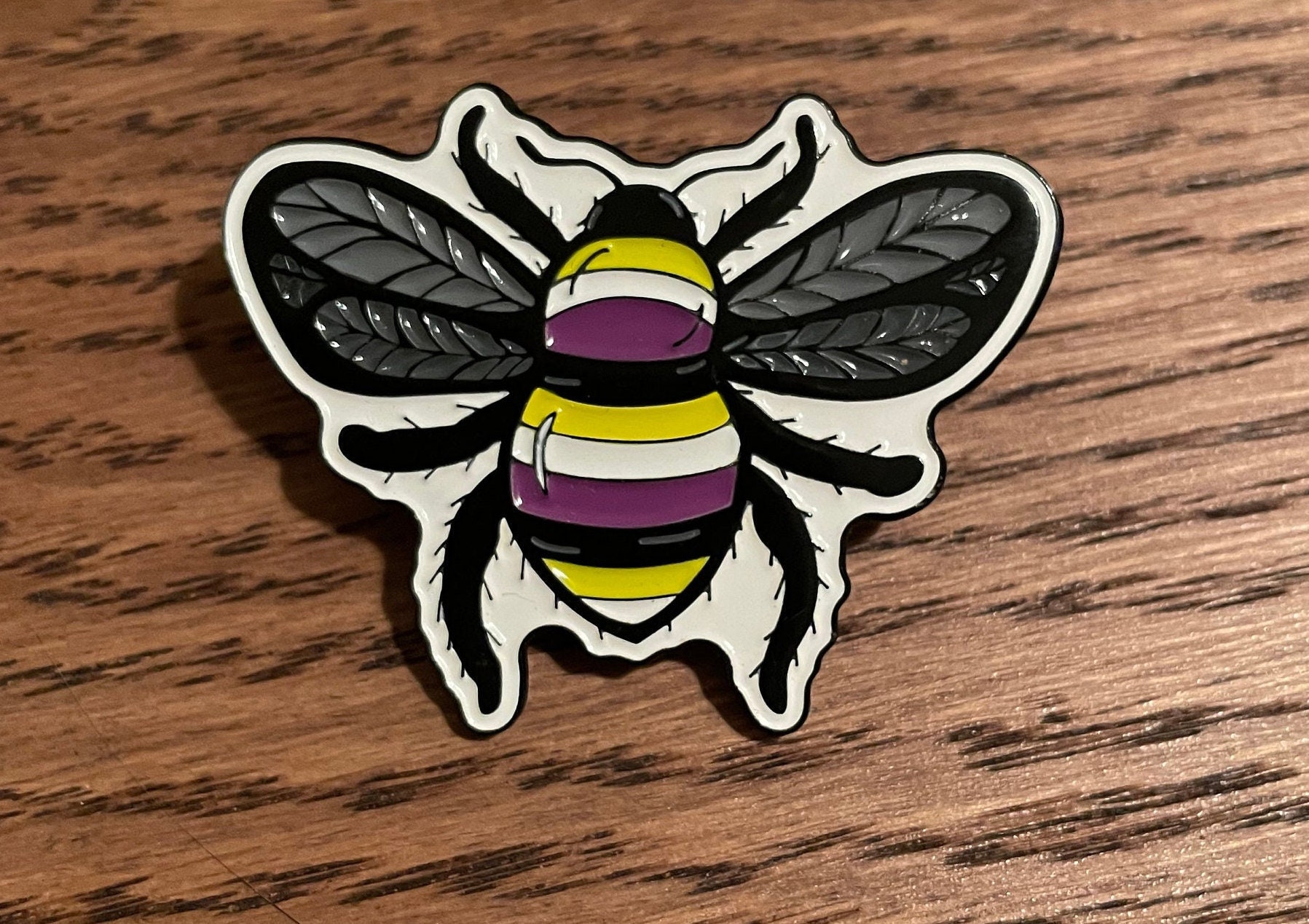 Non-binary Pride Bee Enamel Pin (enbee) - Etsy