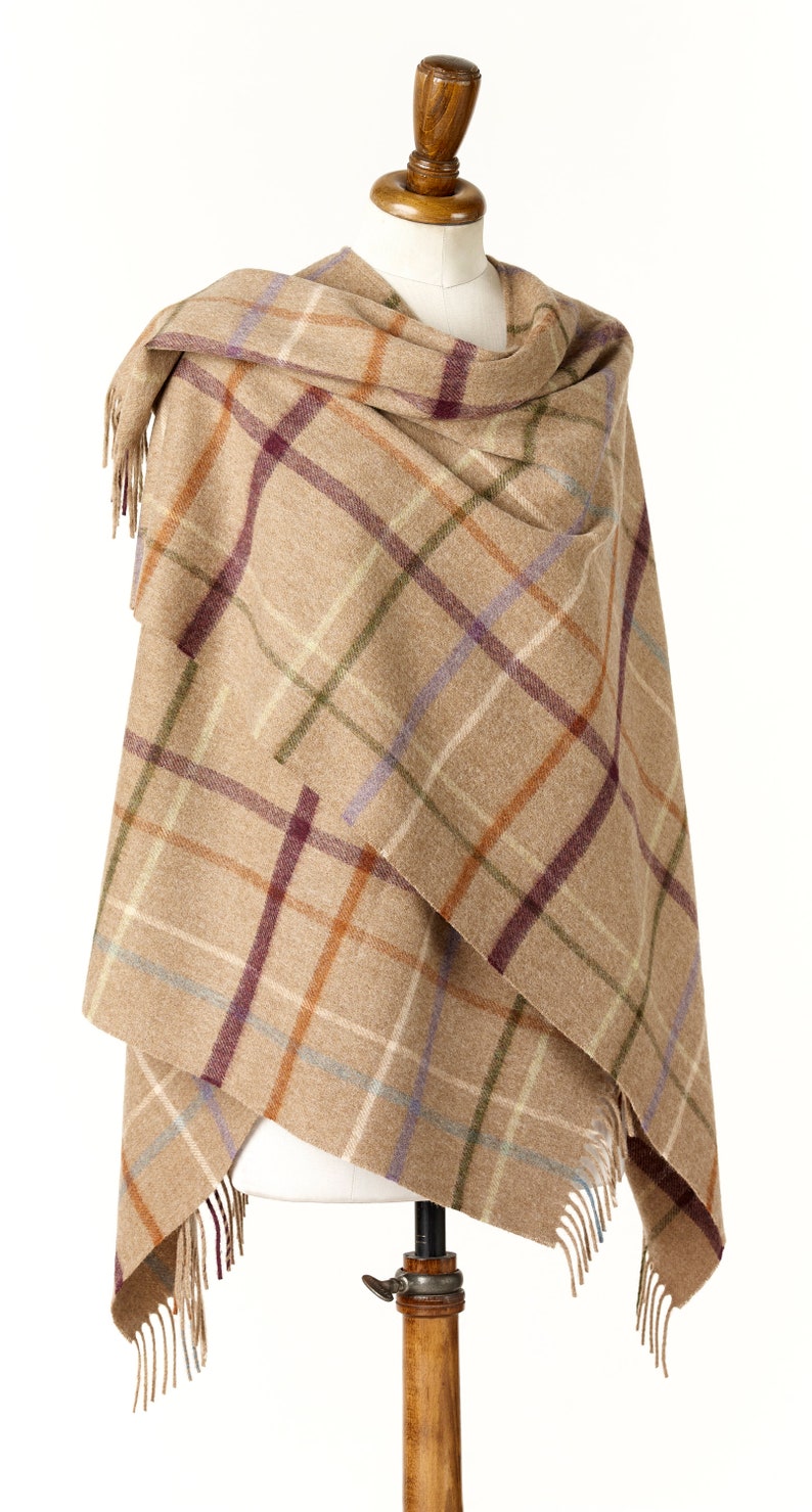 100% Merino Wool Dark Maple Tartan Shawl Poncho Wrap,tartan Wool Shawl ...