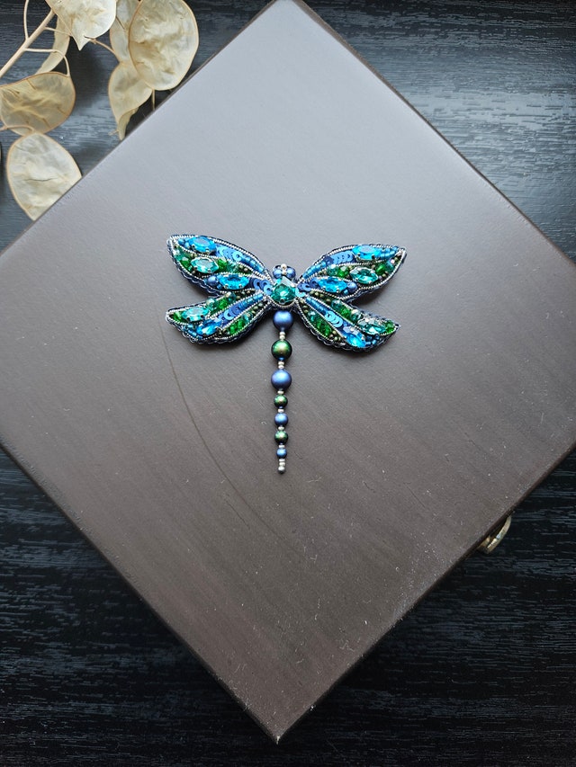 BrooChArtHouSE - Etsy