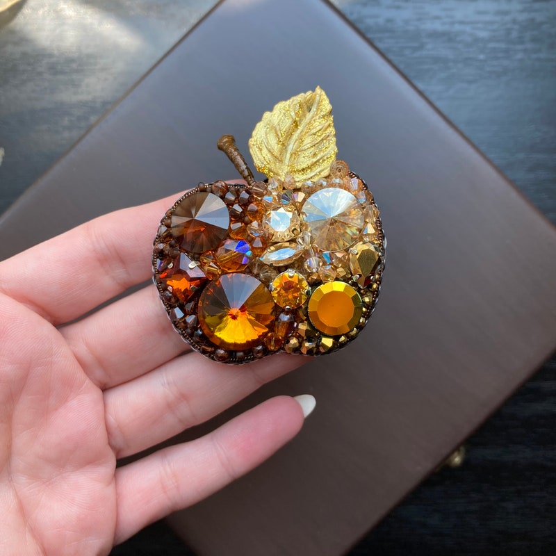 BrooChArtHouSE - Etsy