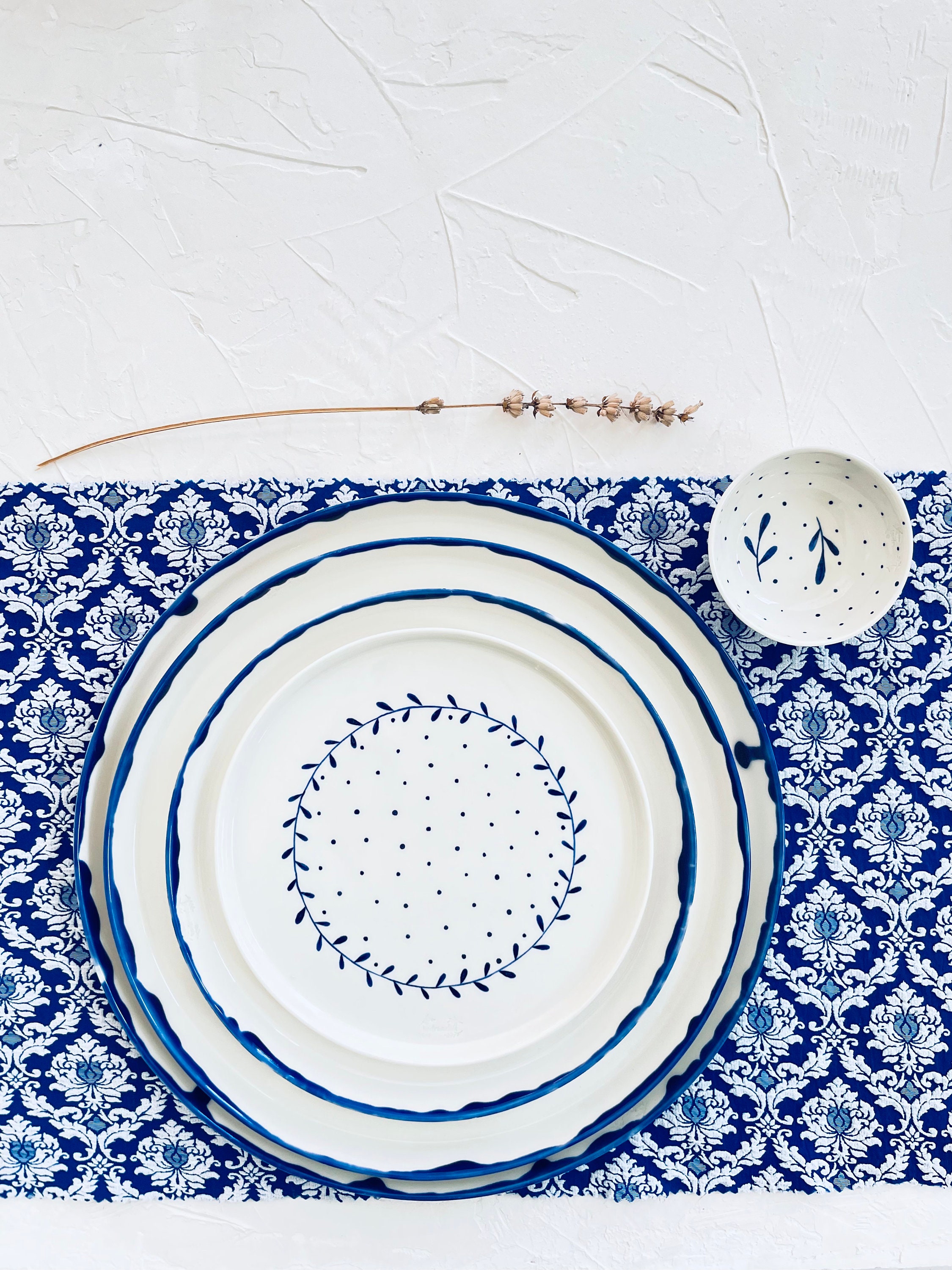 Minimal Floral Plate, Modern Dishware, Hand-crafted Dinner Plates, Mix ...